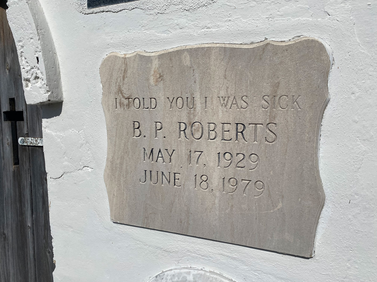 Key West Cemetery a Must-See Experience - WiscoLens